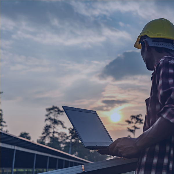 Photovoltaikanlagen Prüfung – PMTEC | Prüf- und Messtechnik